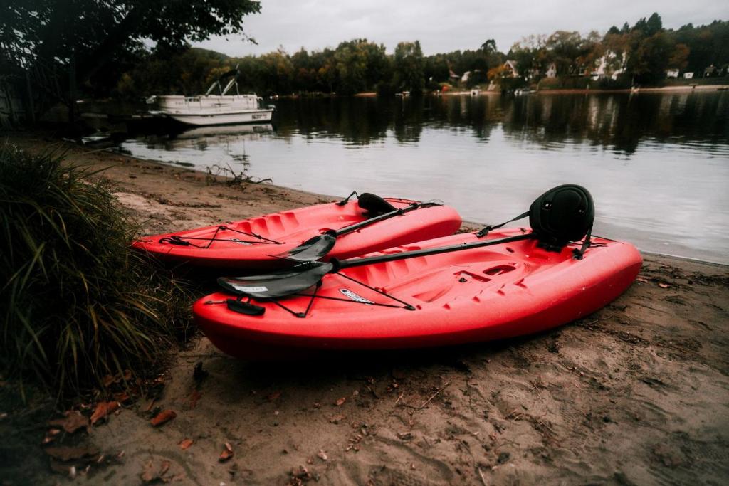 From $82 - Rustic, Pet Friendly Cabin on the Hudson River, Perfect for ...