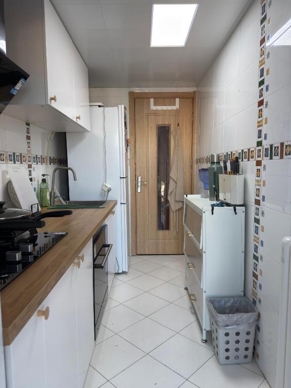 From $95 - Cozy and Modern Condo near CBD and 2nd Ring Road, Changan ...