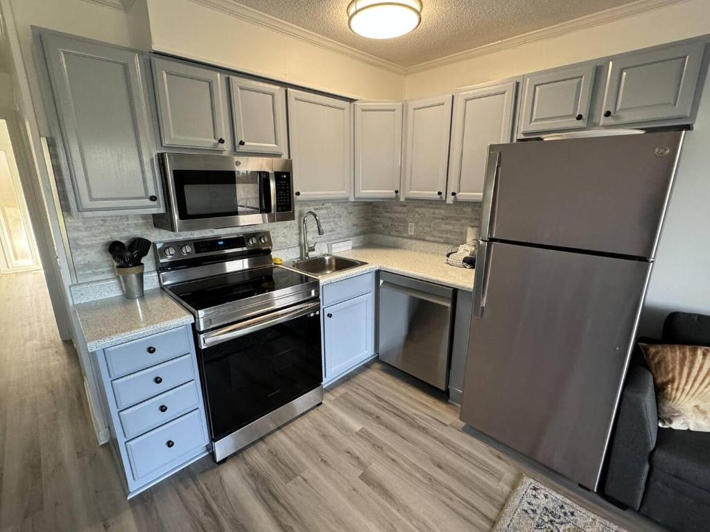 From $53pp - Ocean Villa C203 - Balcony Views, Hilton Head Island, SC