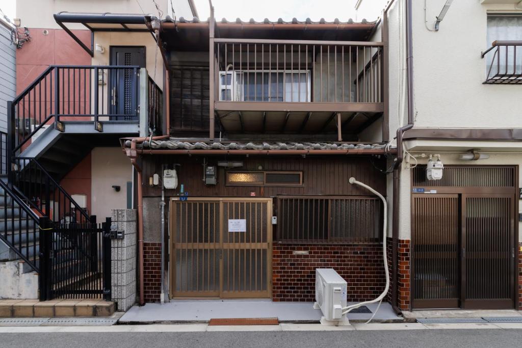 From $52pp - Traditional Japanese House Easy access Wi-Fi, Osaka