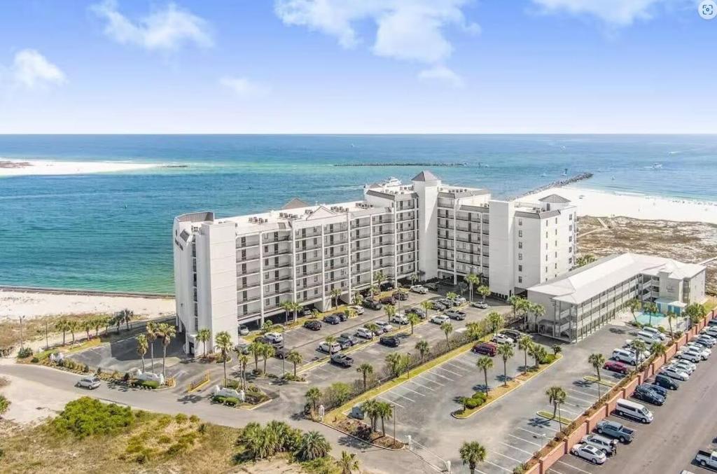 Grand Pointe Unit 306, Orange Beach, AL from $51pp - Book Now