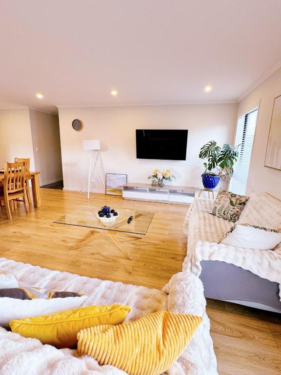 Piwari Piata, Lake Tekapo from $42pp - Book Now