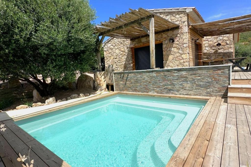 Casetta Aria Mezzana Di Conca, Corsica from €96 - Book Now