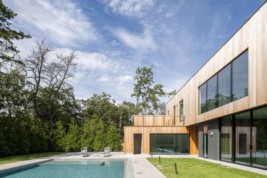 From $62 - Blue Jay Villa by Rove - Family Home with Heated Pool, East ...