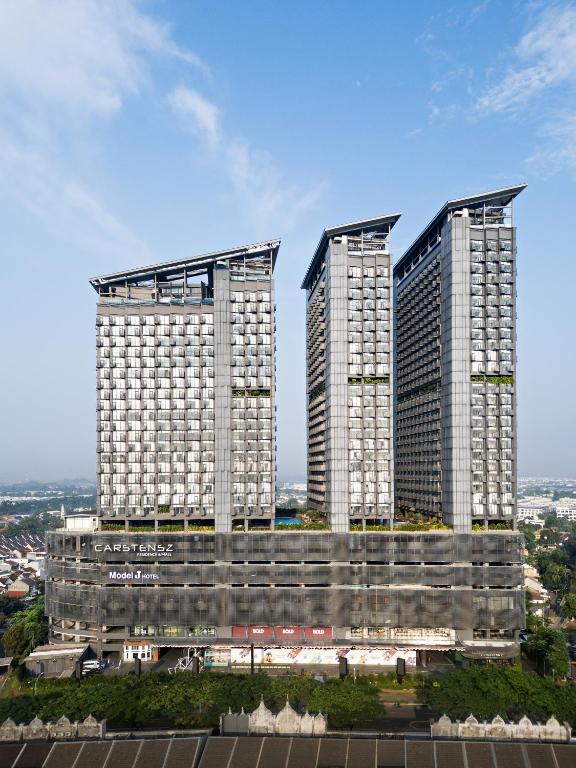 Best Price on Model J Hotel BSD Carstensz in Tangerang + Reviews!