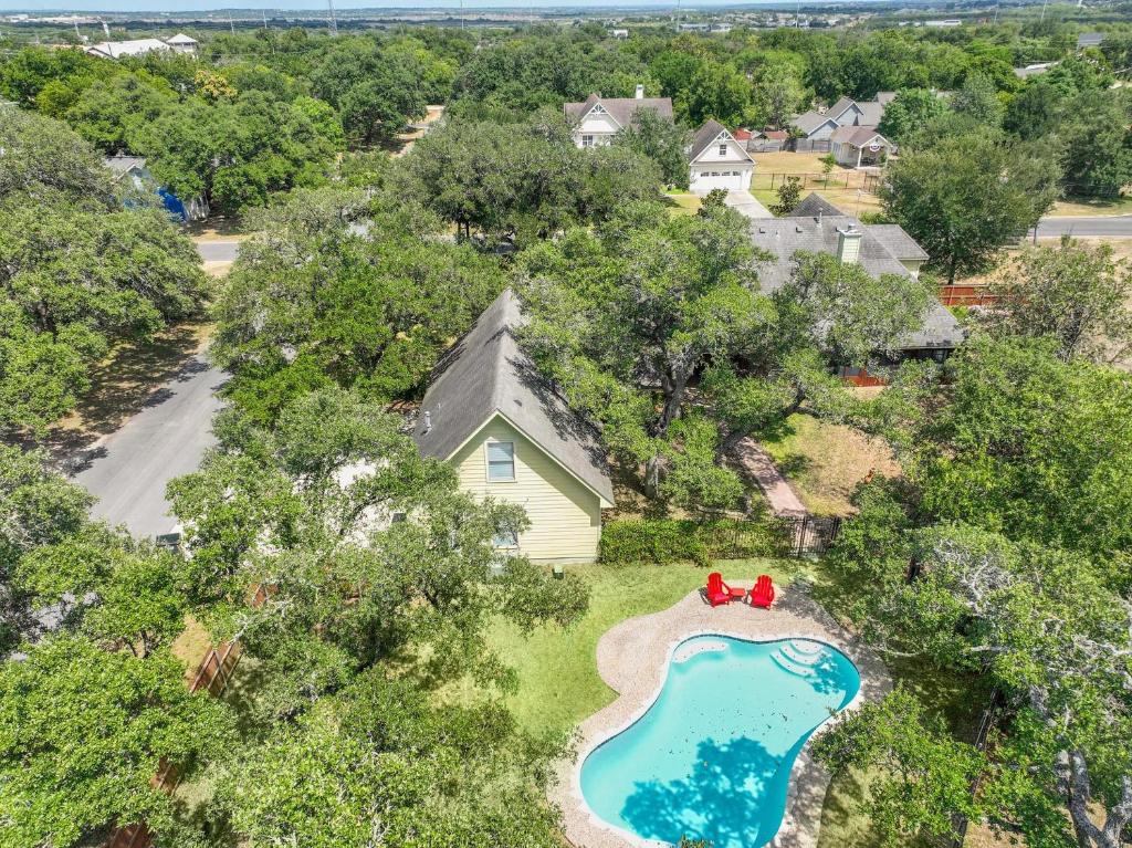 Sledge Street Swim Club, Kyle, TX from $47pp - Book Now