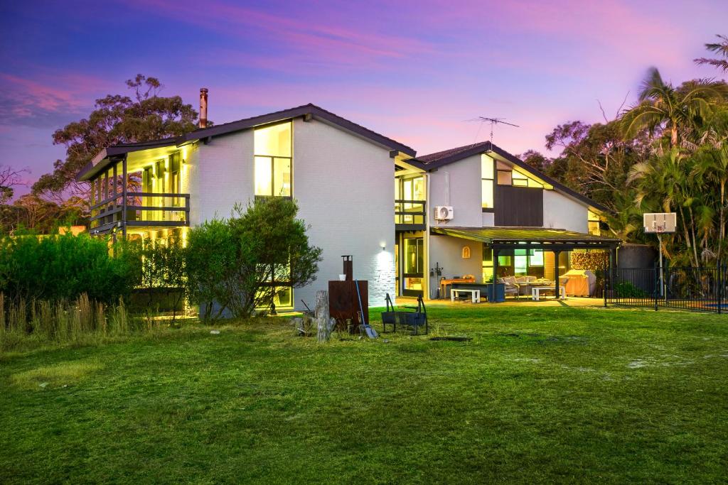 Arcadian Haven Farm Stay - 25 spectacular acres from $65