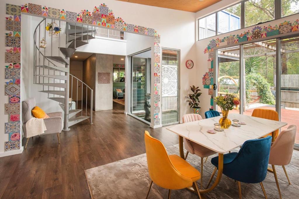 La Boheme in the Treetops, Margaret River Town from $95