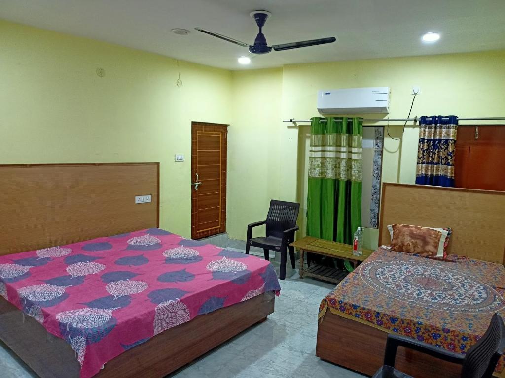 From $11 - Ramesht guest house Ashi Ghat Ganga view, Varanasi