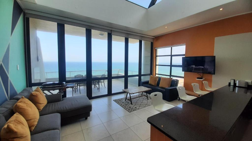 From $30 - 30 Degrees Strictly Family Luxury Penthouse with Sea & Sky ...