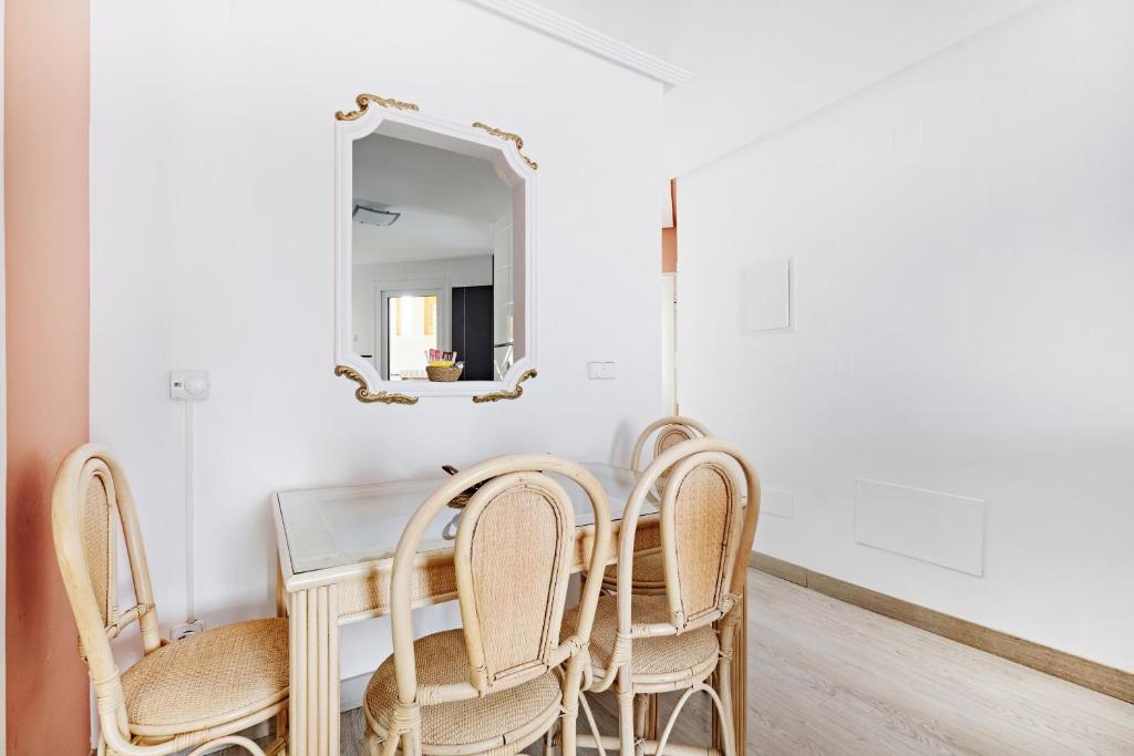 Espanhouse Cabo Roig, Orihuela Costa from €93 - Book Now