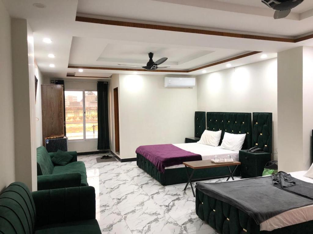 Hotel Royal Inn, Islamabad from $14 - Book Now