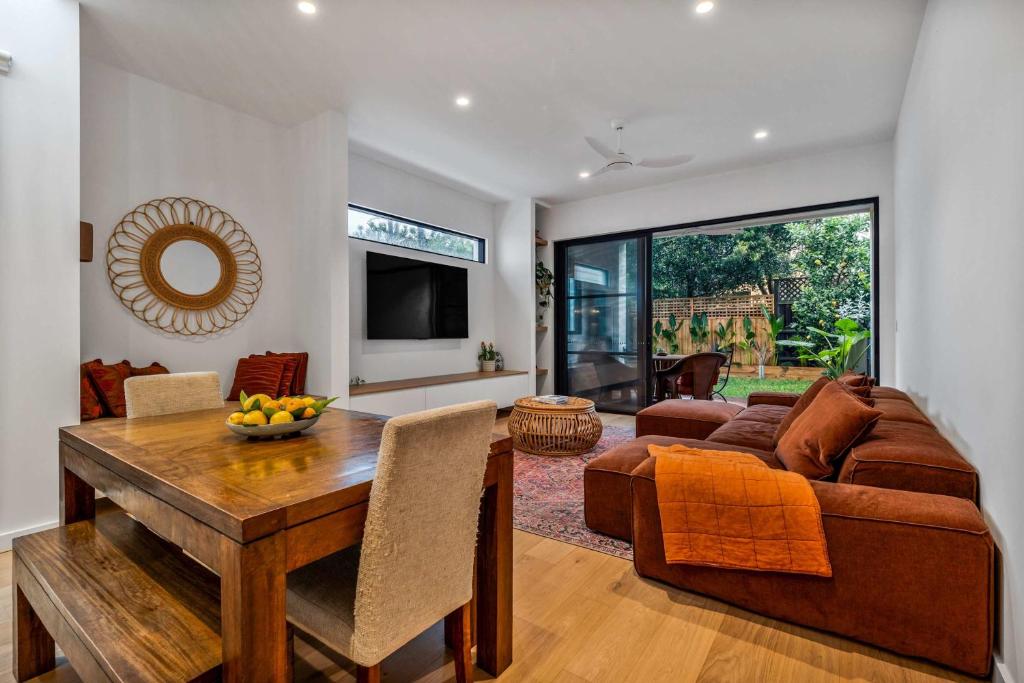 Bondi Coastal Retreat Bondi Beach House, Sydney from $54pp
