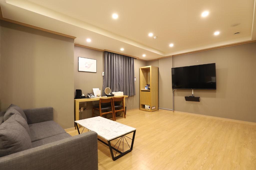 Busan Nokcheon Hot Spring Hotel from $66 - Book Now