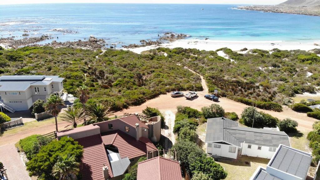 The Sandpiper - The Alikreukel , Pringle Bay from $31