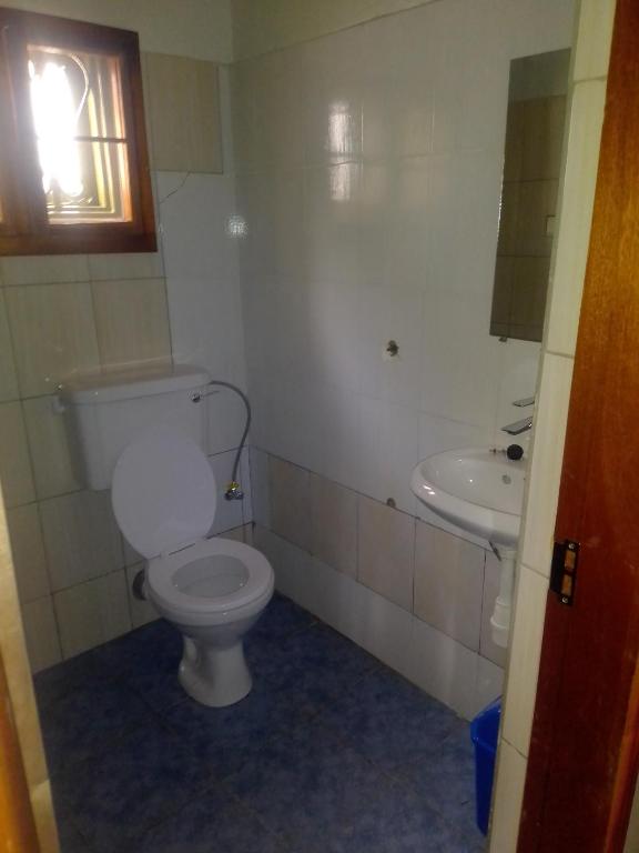 Tibbs Guest House, Entebbe, Katabi from $10 - Book Now