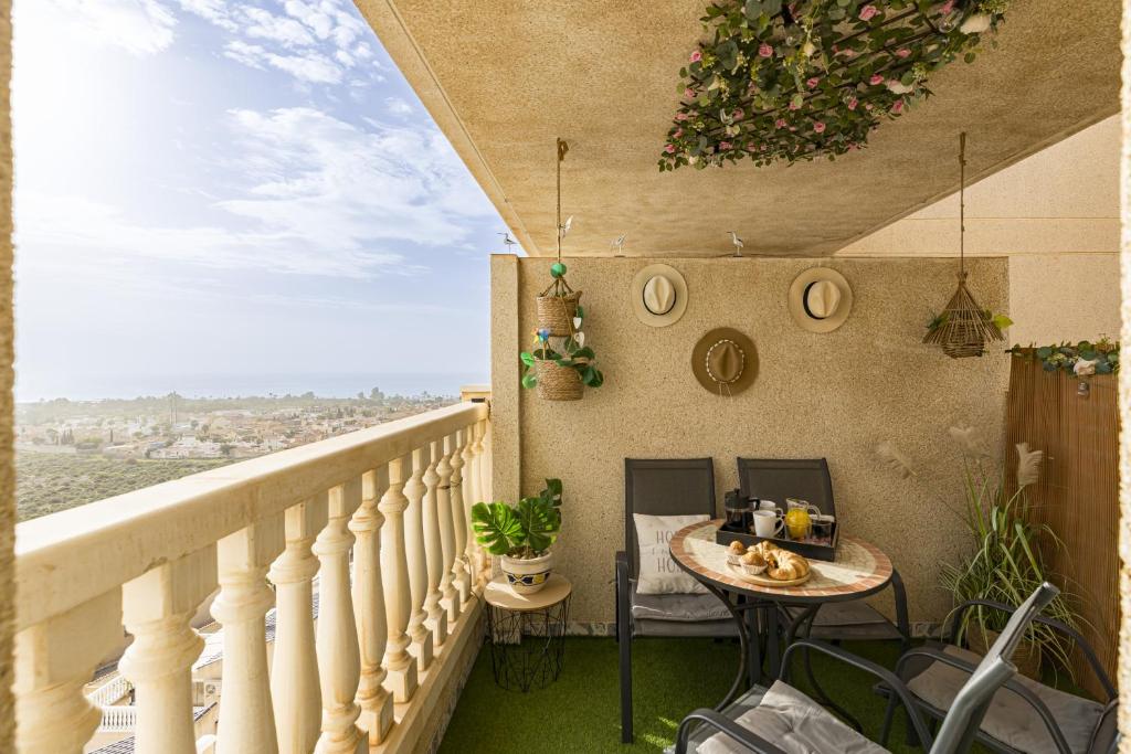 From €40pp - El Encanto de Val-calma y vistas al mar- Bolnuevo