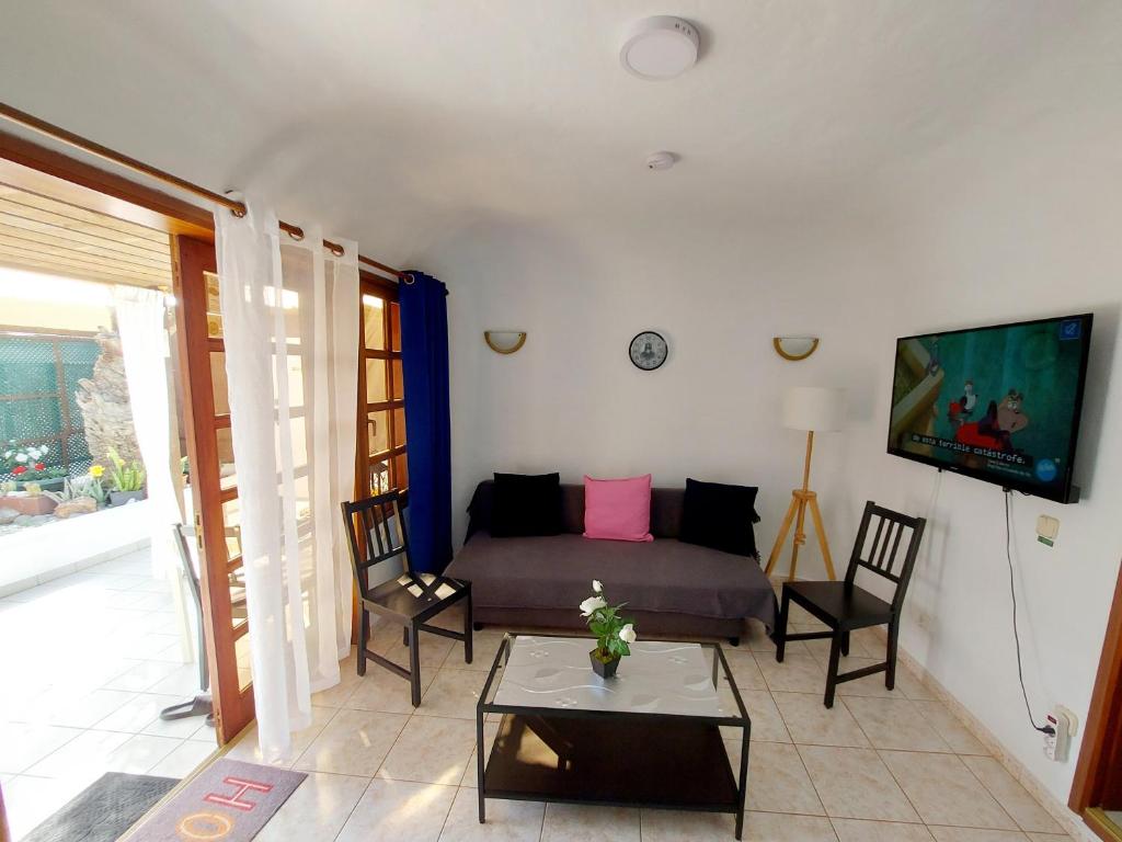 From €39pp - Bungalow with Sunny Private Terrace - Secure Bike or Board ...