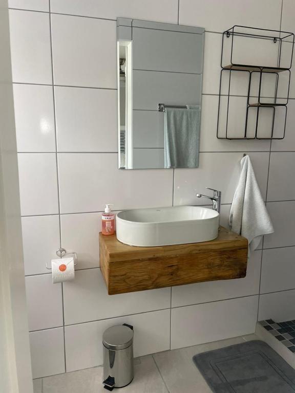 Sysie Cottage, Sedgefield from $33 - Book Now