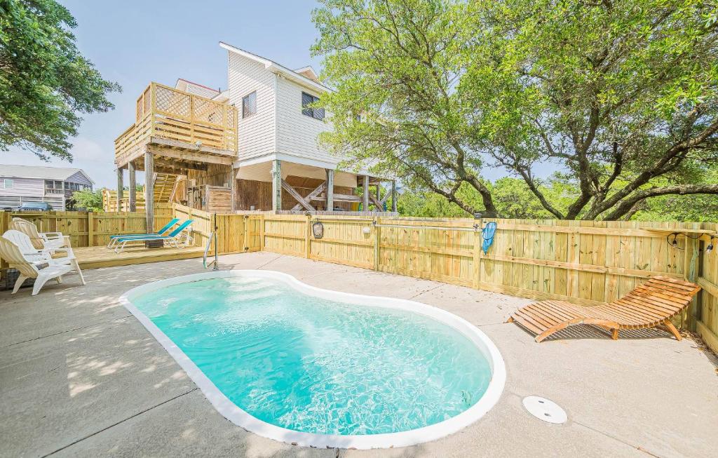 From $71 - C9010 The Swan Shack - 4x4 Beach Oceanside, Pool, Hot Tub ...
