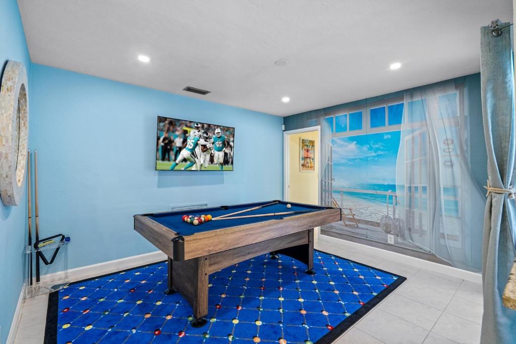 From $58pp - Waterfront w Htd Pool, Tiki Hut, Billards, Bar, Boynton ...
