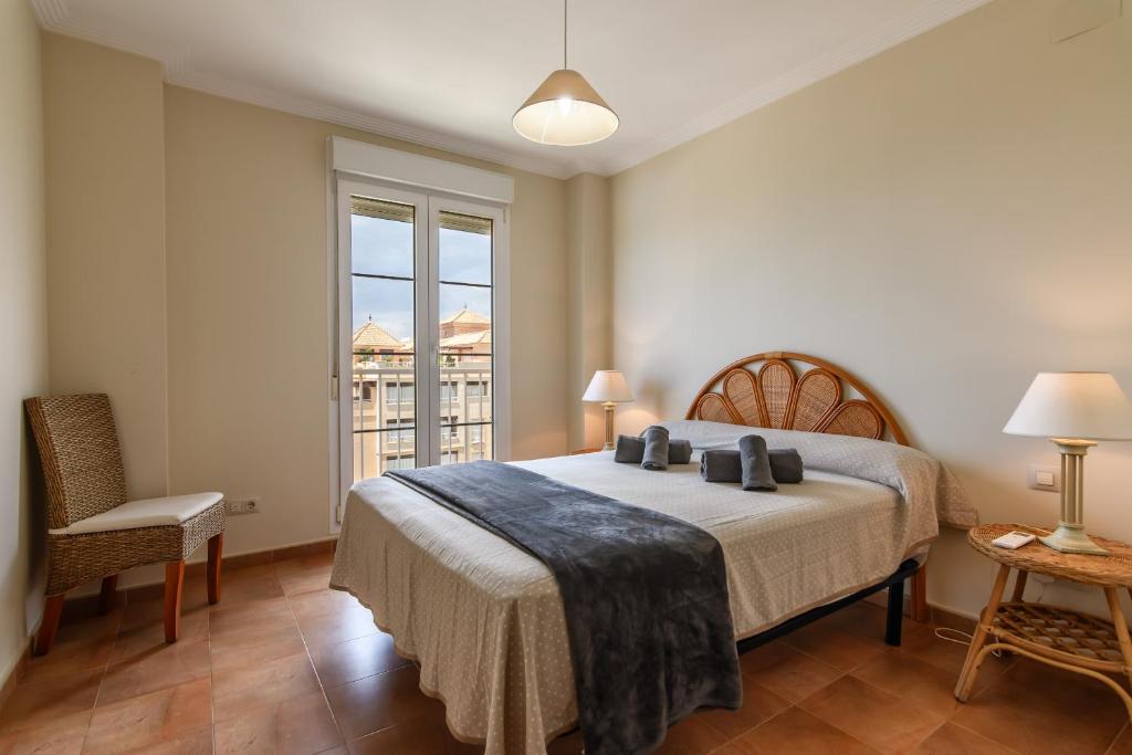 From €63 - Las Arenas by H - Playa de los Haraganes HLHA69P12, Isla Canela