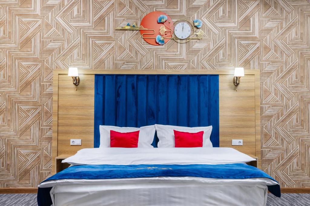 Royal Sebzor Expo Hotel, Tashkent from $14 - Book Now