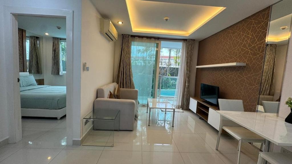 From $15 - Amazon Condo, Building B, 1st floor, poolside, Jomtien Beach