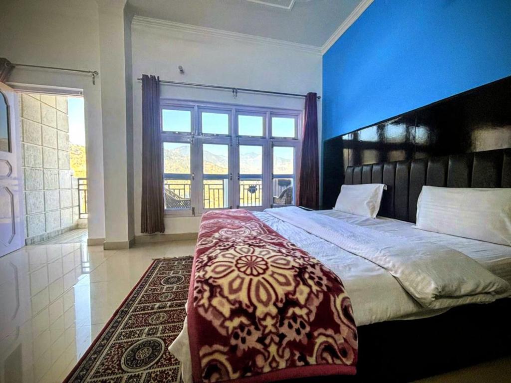 Hotel Vasundhara Palace, Chamba from $14 - Book Now