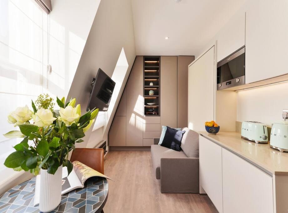 From £61 - Modern style, micro studio 5min to tube, Marylebone, London