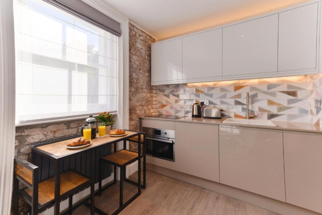 From £98 - West Hampstead area, 5 minute walk to tube station, Kilburn ...