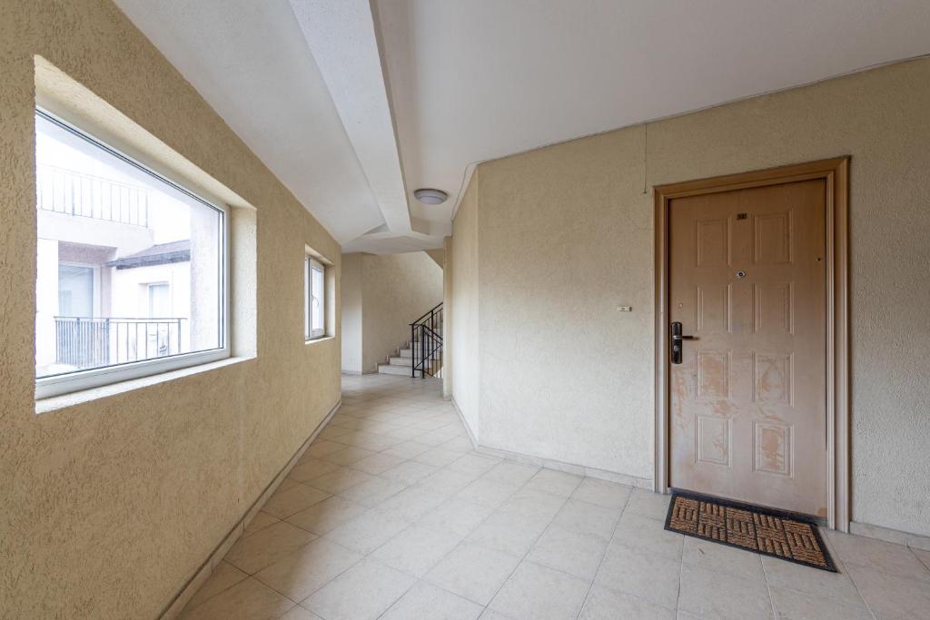 From €29 - Budget Central Flat Near Market & Bus Station, Varna City