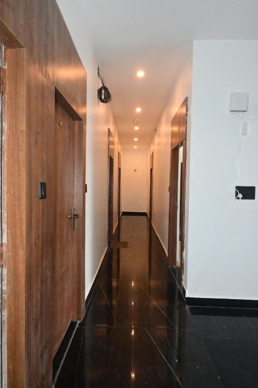 Hotel Ayodhya Grand-Luxury Stay Near Ram Mandir from $10