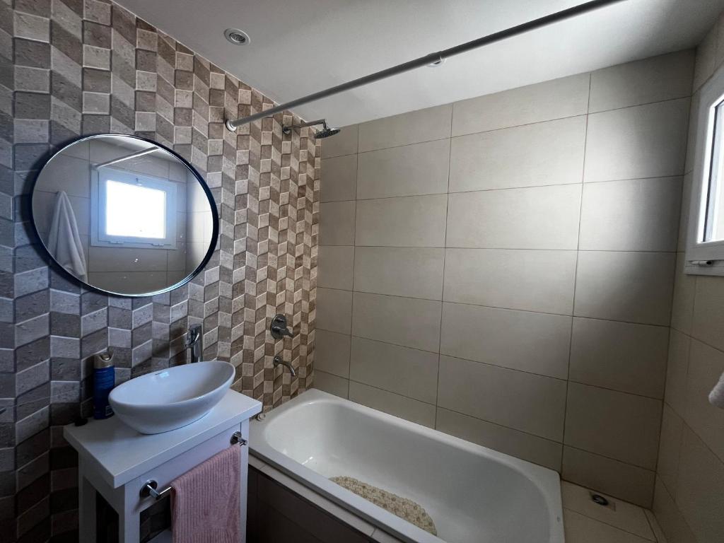 Departamento 2 ambientes Mar del plata from $27 - Book Now