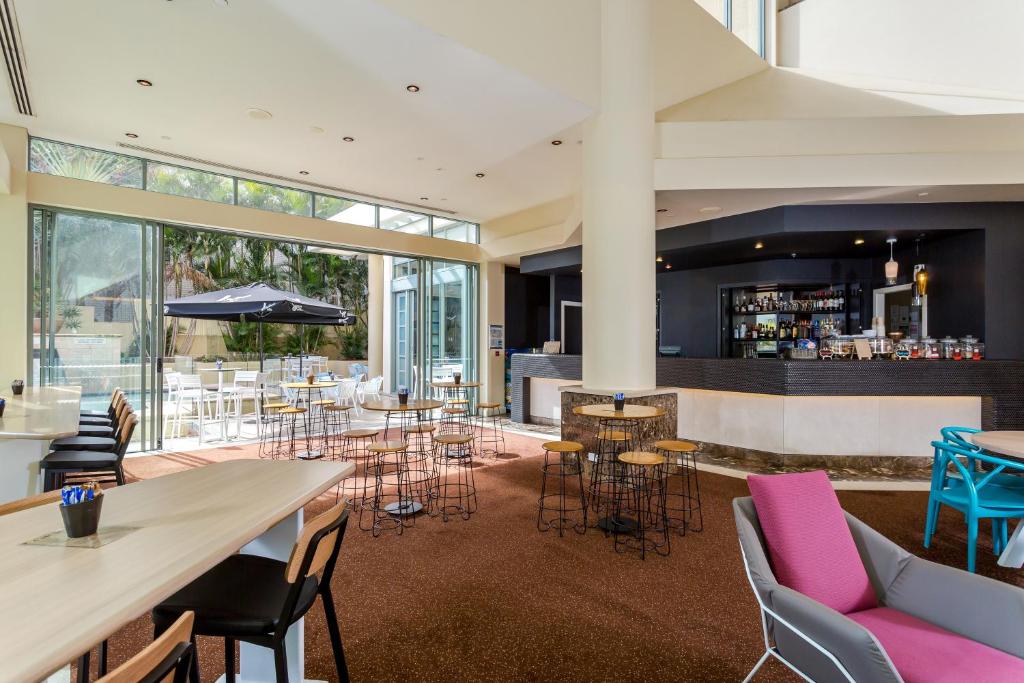 Mantra Legends Surfers Paradise, Gold Coast | 2024 Updated Prices, Deals