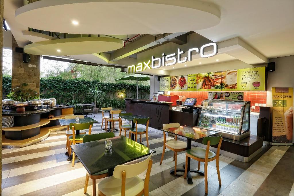 MaxOneHotels at Bukit Jimbaran, Bali | 2024 Updated Prices, Deals