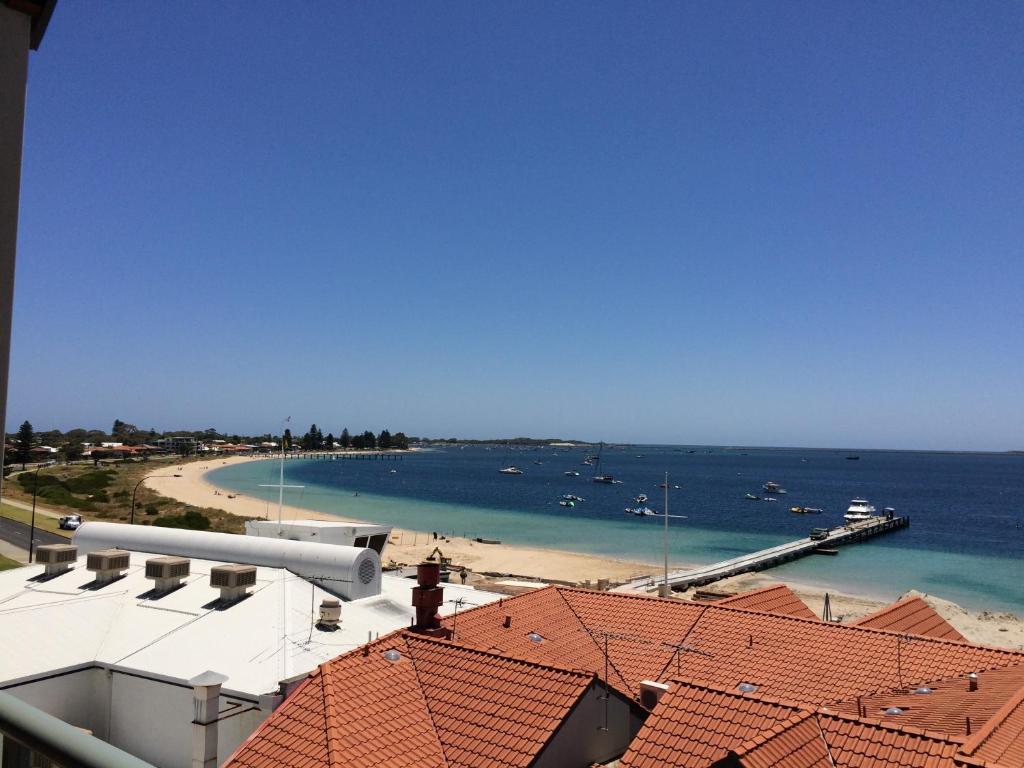 Hotel Rockingham - Hotel.com.au