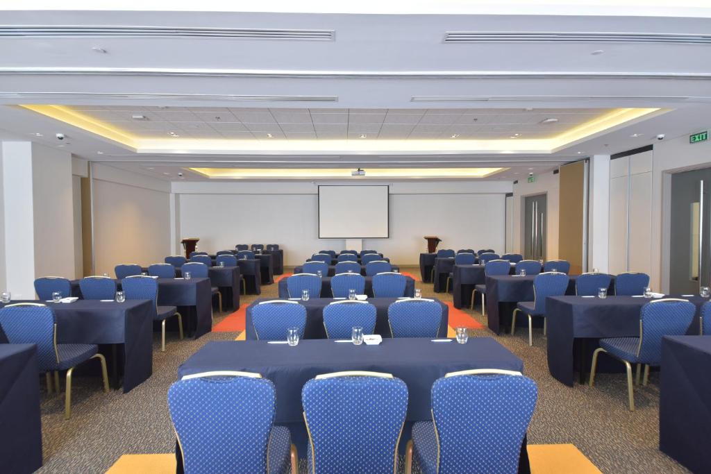 Park Inn by Radisson Clark, Angeles / Clark | 2024 Updated Prices, Deals