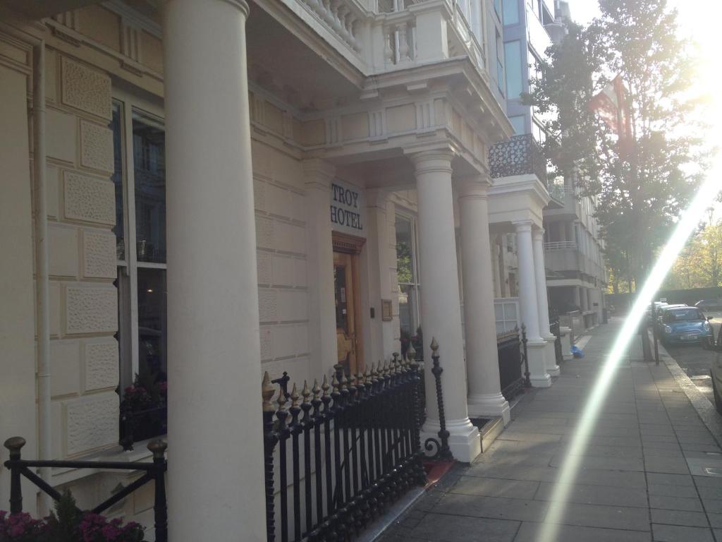 Troy Hotel, London | 2025 Updated Prices, Deals