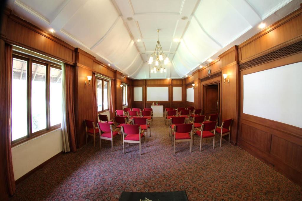 Bolgatty Palace & Island Resort (KTDC), Kochi | 2024 Updated Prices, Deals