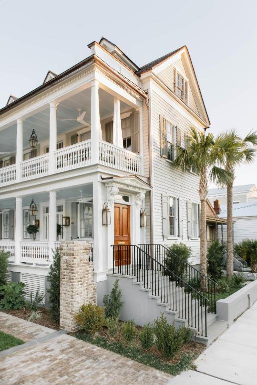 12 Best Hotels With Balconies In Charleston, South Carolina - Updated ...