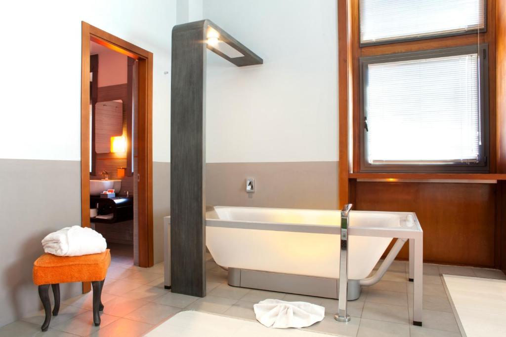 Orange Hotel, Rome | 2024 Updated Prices, Deals