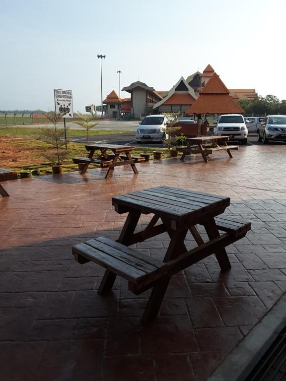 Am Transit Inn, Kuala Terengganu - Awesome Deals & Real Reviews