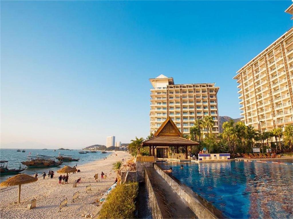 Hotels in Huidong, China - price from $77 | Planet of Hotels