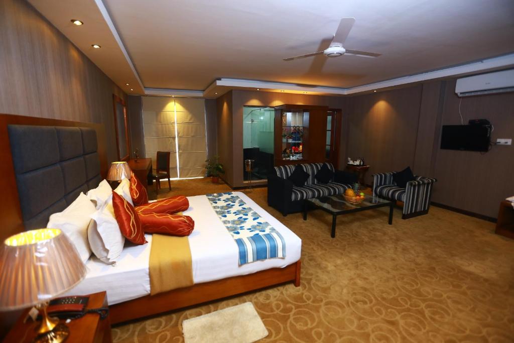 Peradeniya Rest House, Kandy | 2024 Updated Prices, Deals