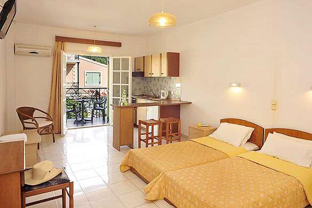 Philippos Kassiopi Apartments, Corfu Island, Greece - Photos, Room ...