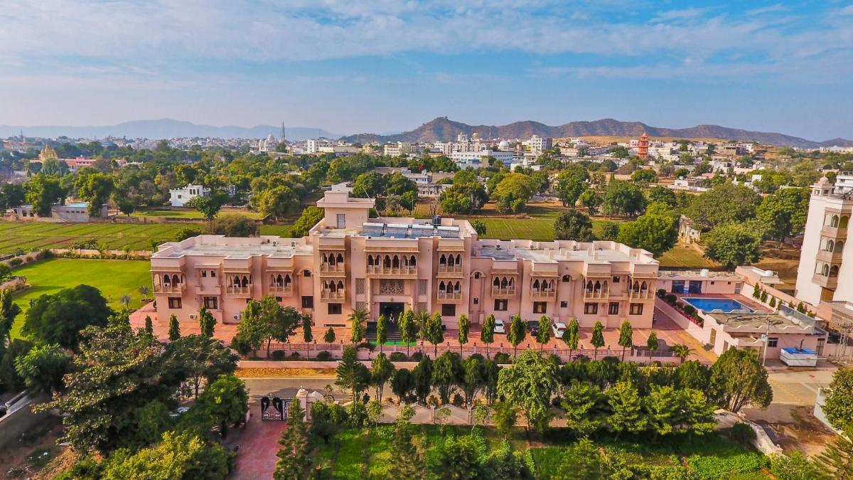 42 Best Hotels In Pushkar