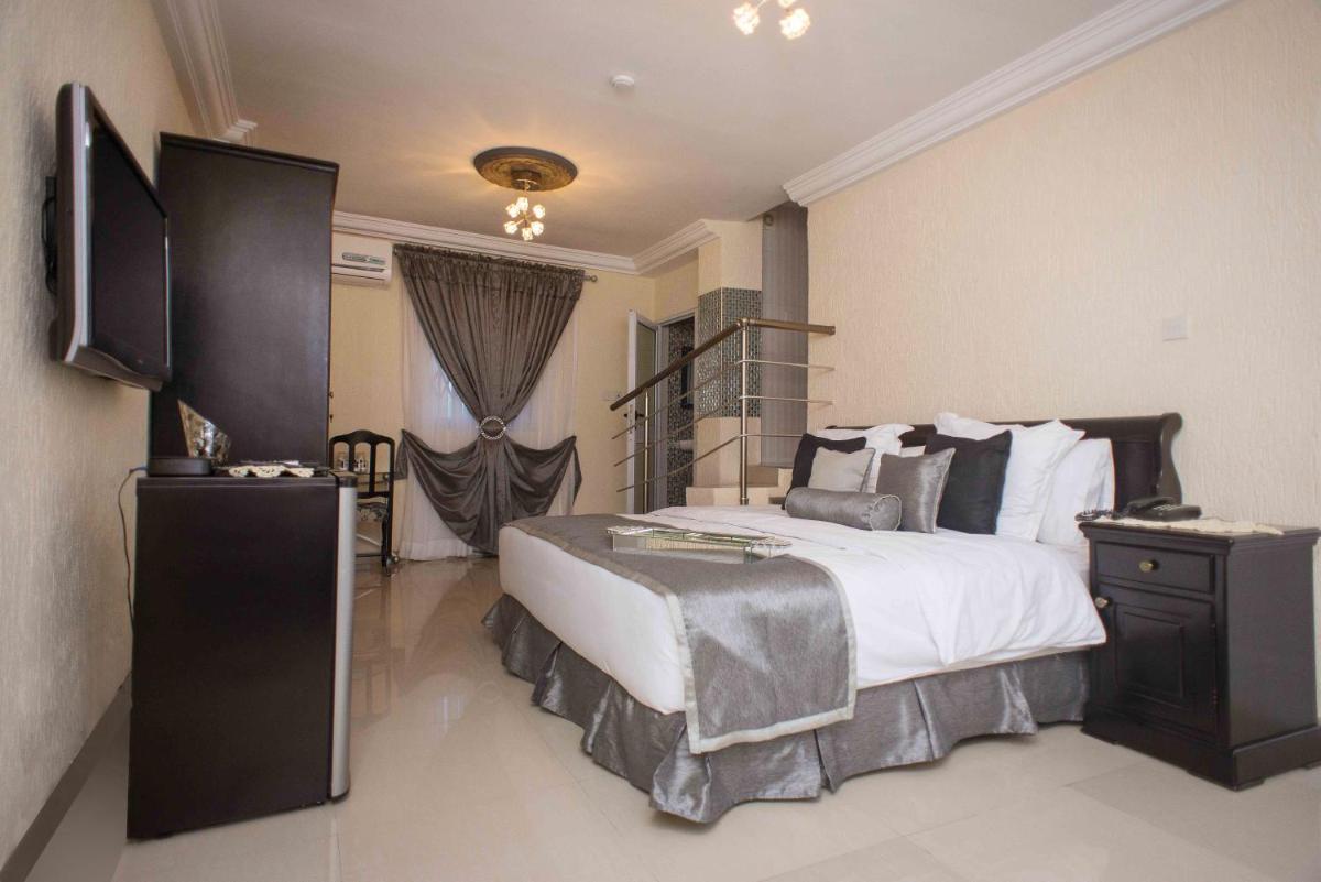 The Ritzz Exclusive Guest House in Accra from 73 € - Trabber Hotels