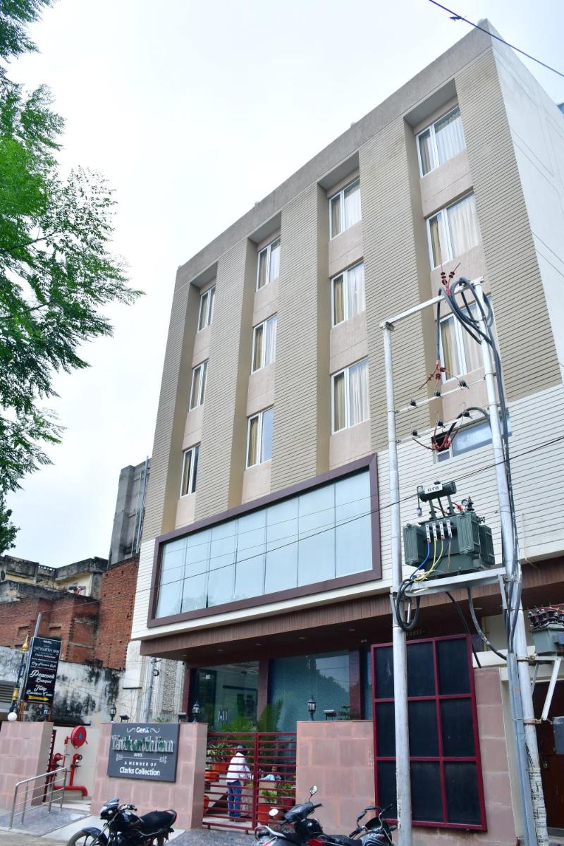 Hotels Near Kashi Vishwanath Temple | Book from 50+ Stay Options @Best ...