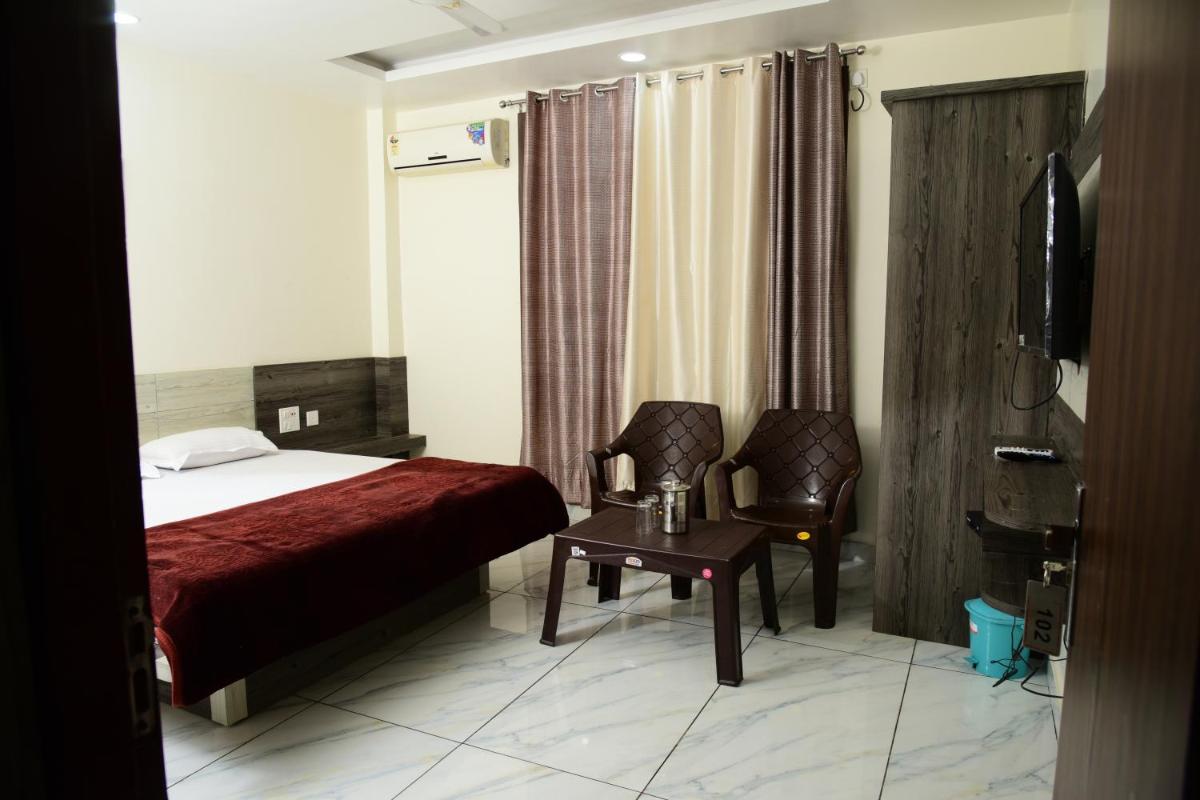 Sharma Guest House, Himachal Pradesh, Dharamshala, Himachal Pradesh ...